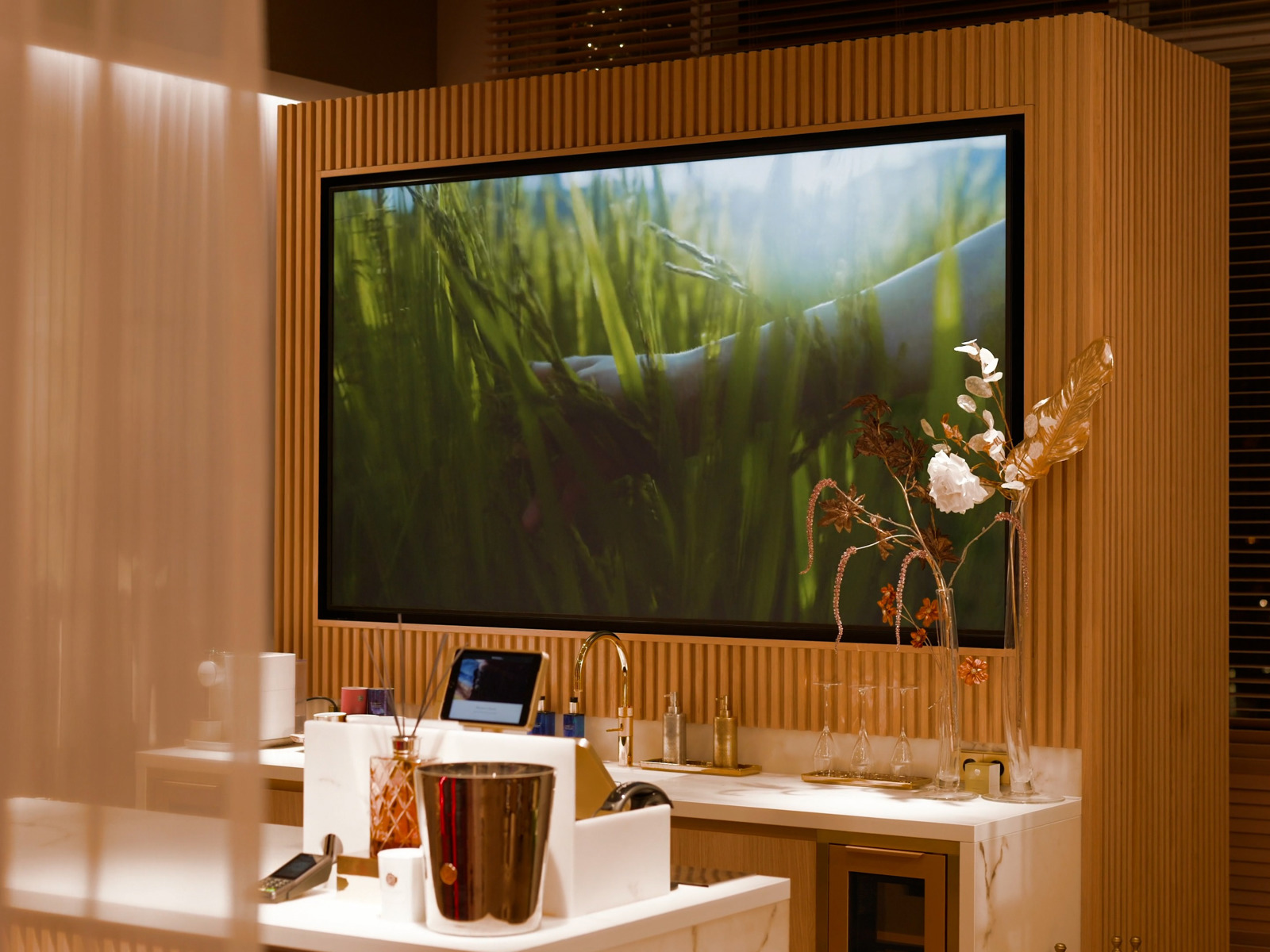 Rituals: Digital signage brengt de unieke merkbeleving van Rituals tot ...